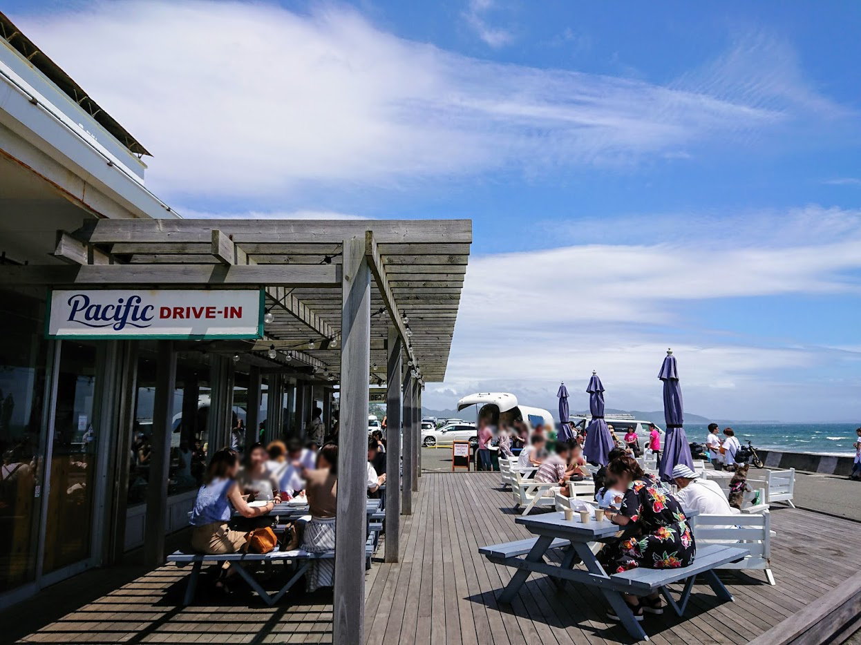 「海辺のSPUR」スタート！コラボメニューを提供、週末はサンプリングを実施 - SHUEISHA ADNAVI（集英社アドナビ）